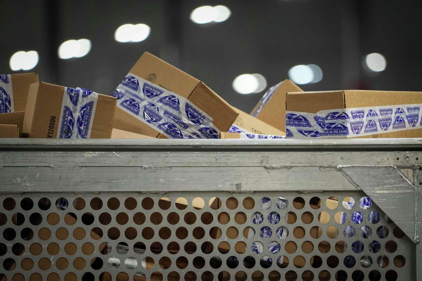 USPS Informed Delivery app expands mail tracking service