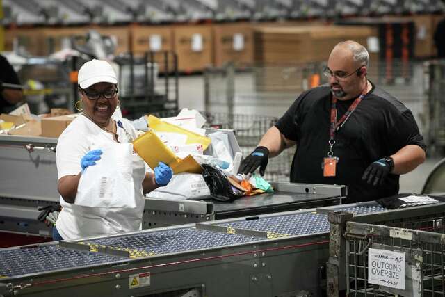 USPS officials provide updates on Missouri City facility
