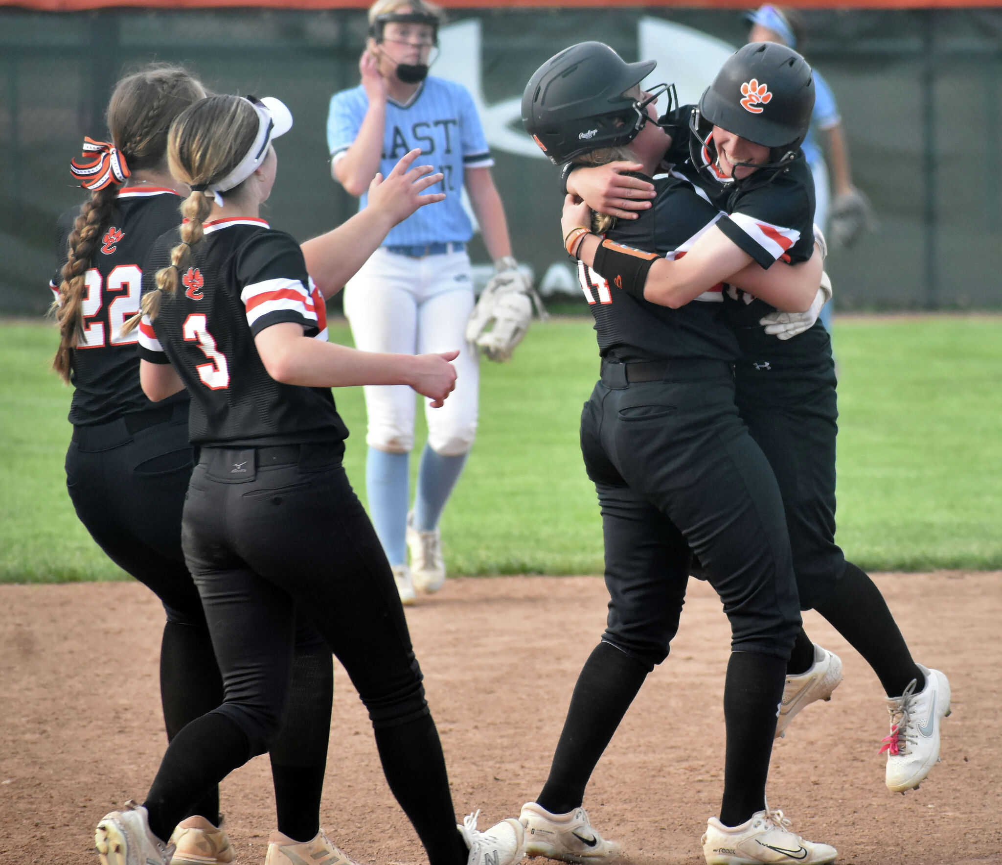 Antonini's double wins it for Edwardsville against Belleville East
