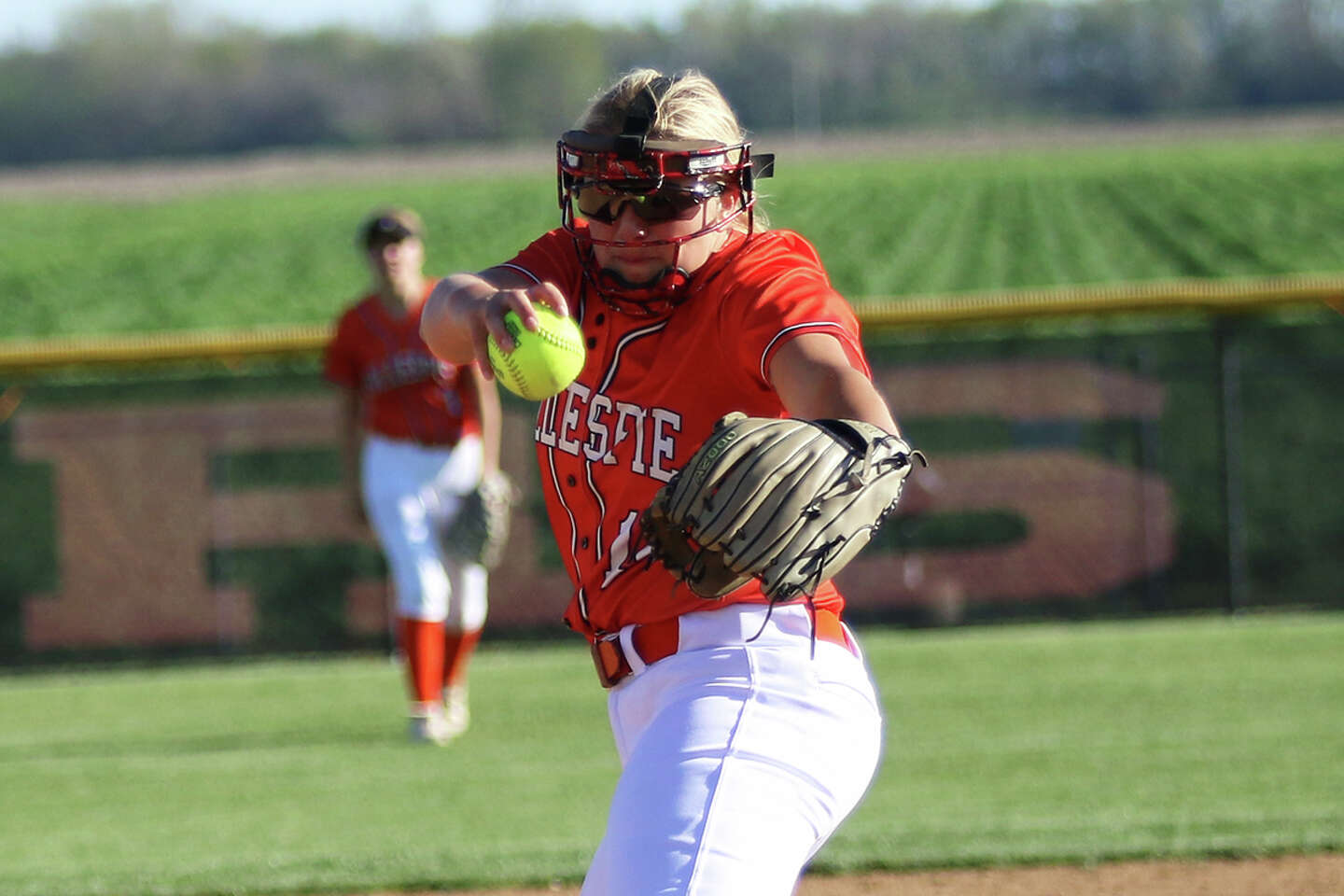 THURSDAY SOFTBALL: Gipson, Gillespie extend streaks with SCC title