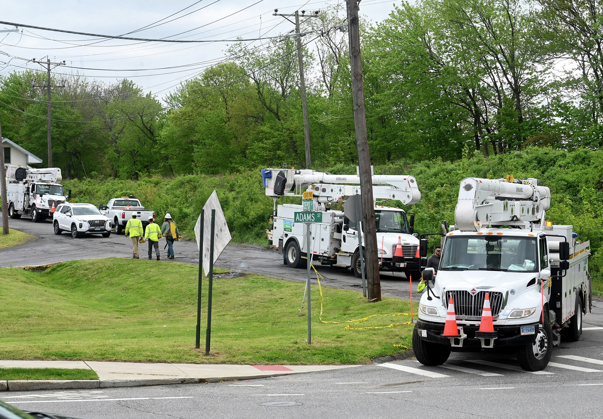 Eversource outage in Manchester leaves 2,800 without power on Friday