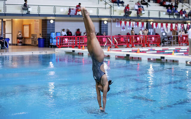 SI swimsuit edition: UH diver Alexa Massari describes 'dream'