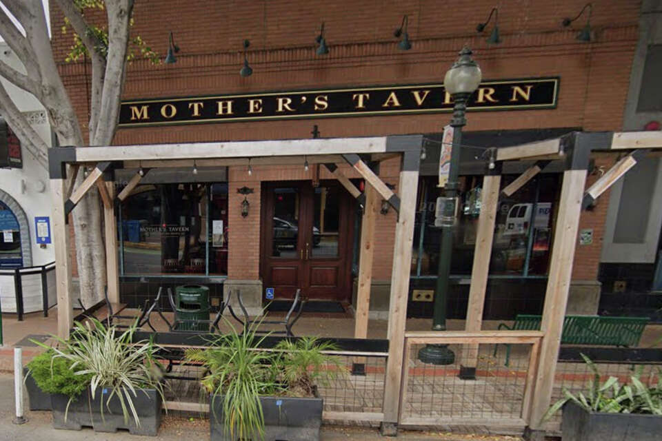 Beloved SLO bar closes permanently after 30 years