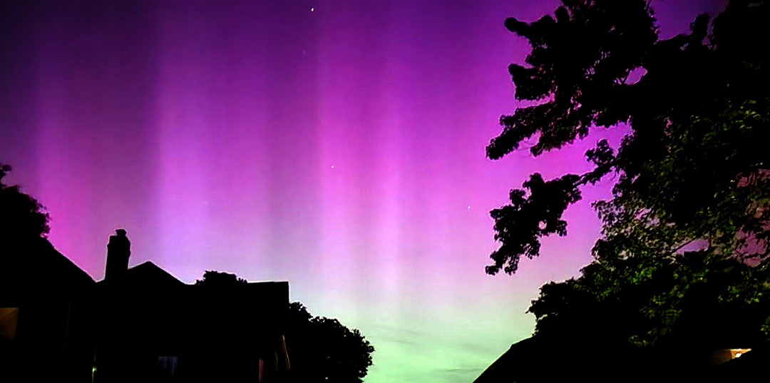 Northern Lights dazzle Illinois with rare display