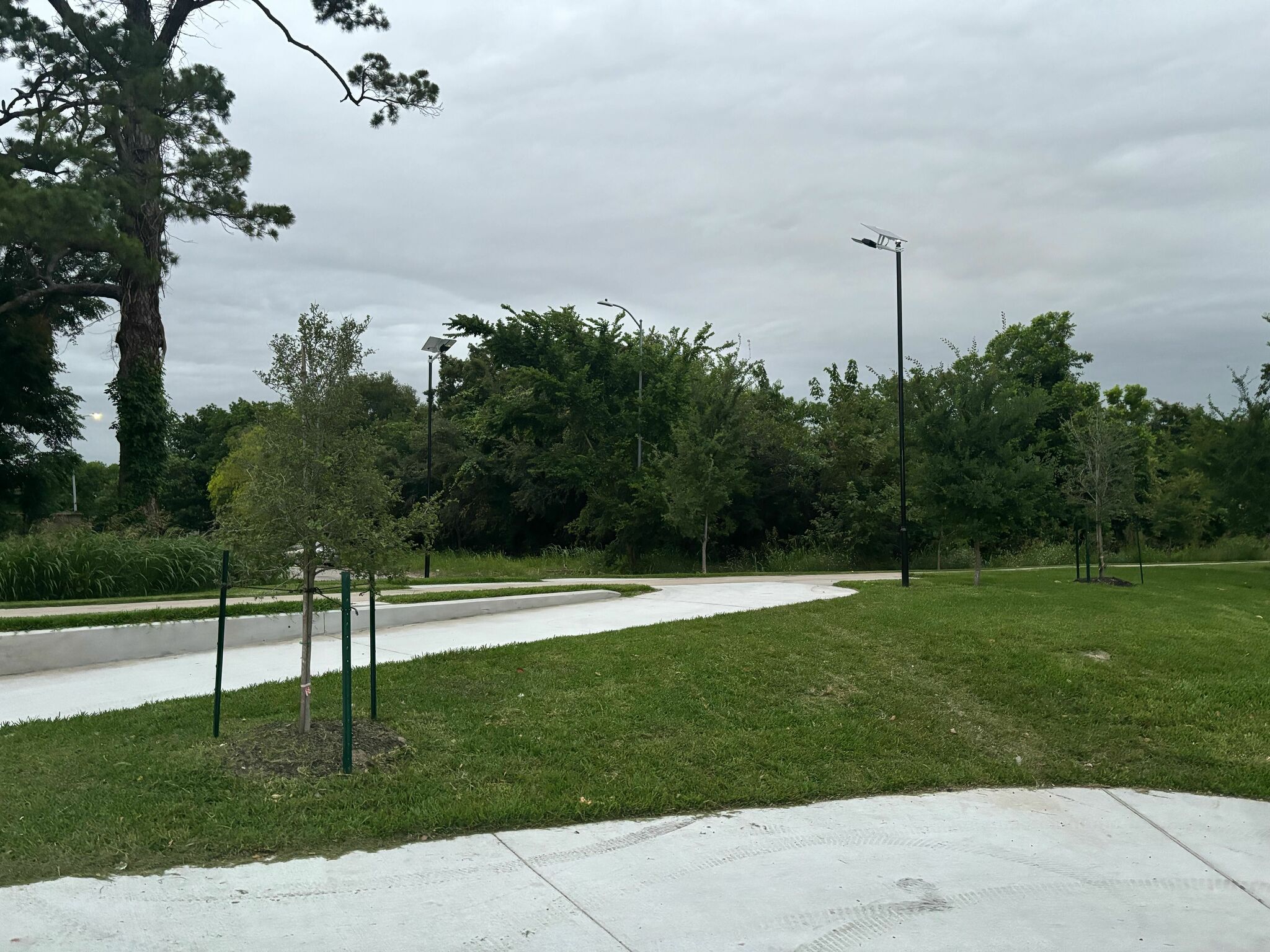 Ribbon cutting unveils renovated Columbia Tap Trail near Cuney Homes