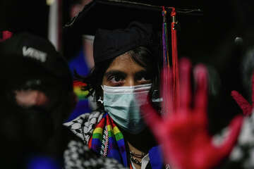 UT Austin leader Jay Hartzell wins GOP praise on DEI, protests