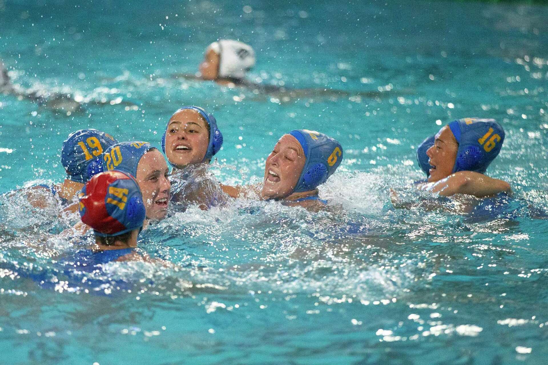 Cal women’s water polo falls to unbeaten UCLA in title match