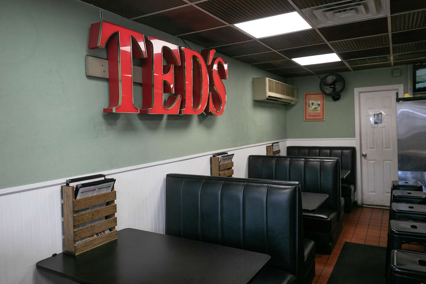 What to know about CT’s 3 iconic burgers, from beef to broiler