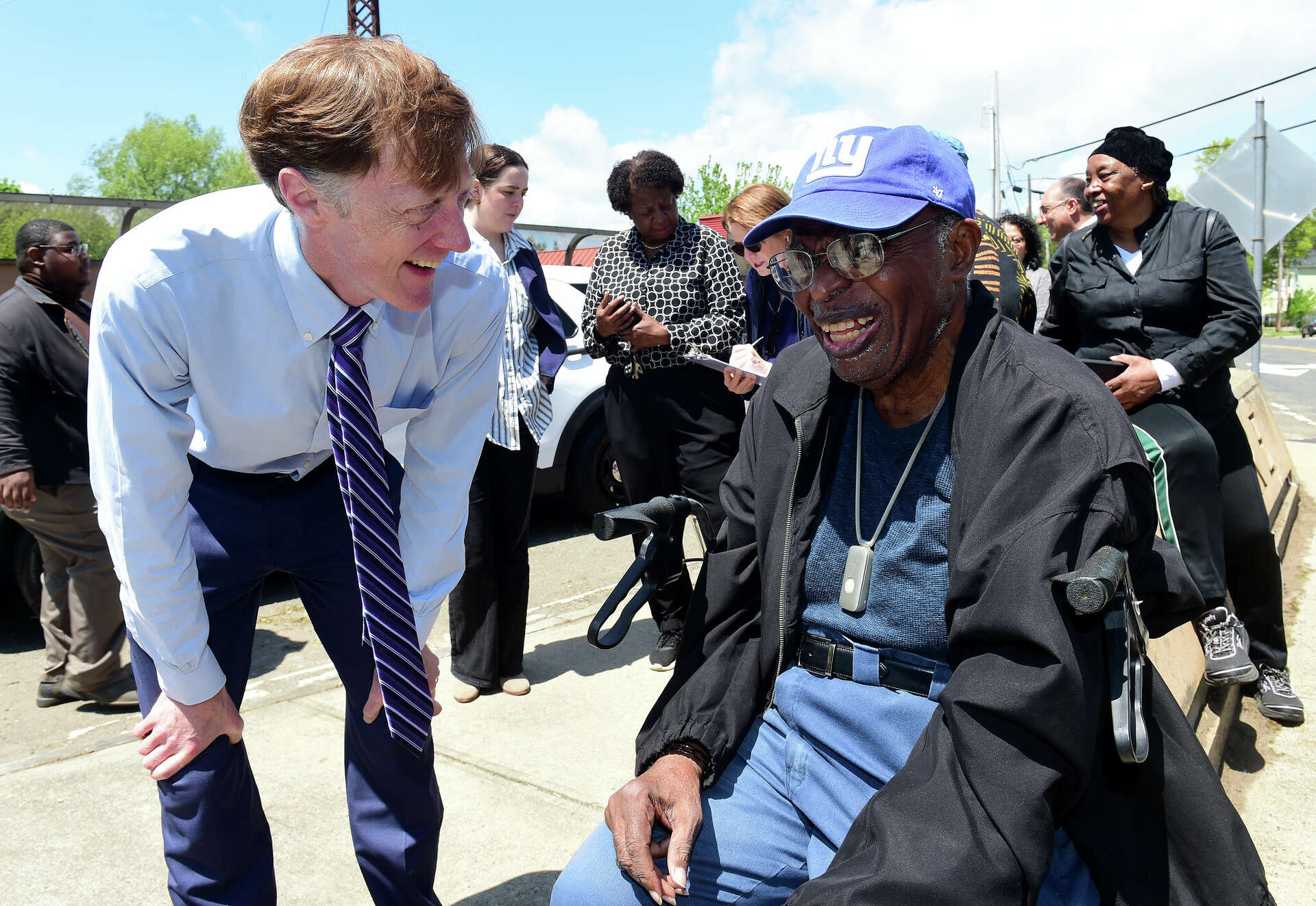 New Haven Mayor Justin Elicker files papers to run for a fourth term