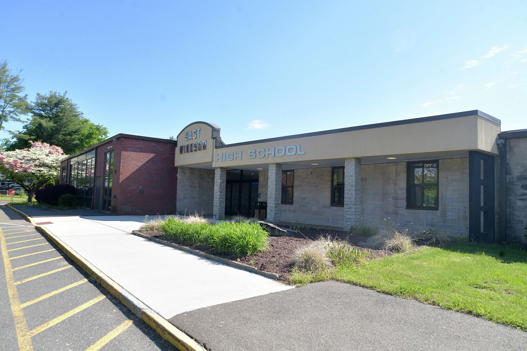 East Windsor looks at options to renovate and reconfigure its schools