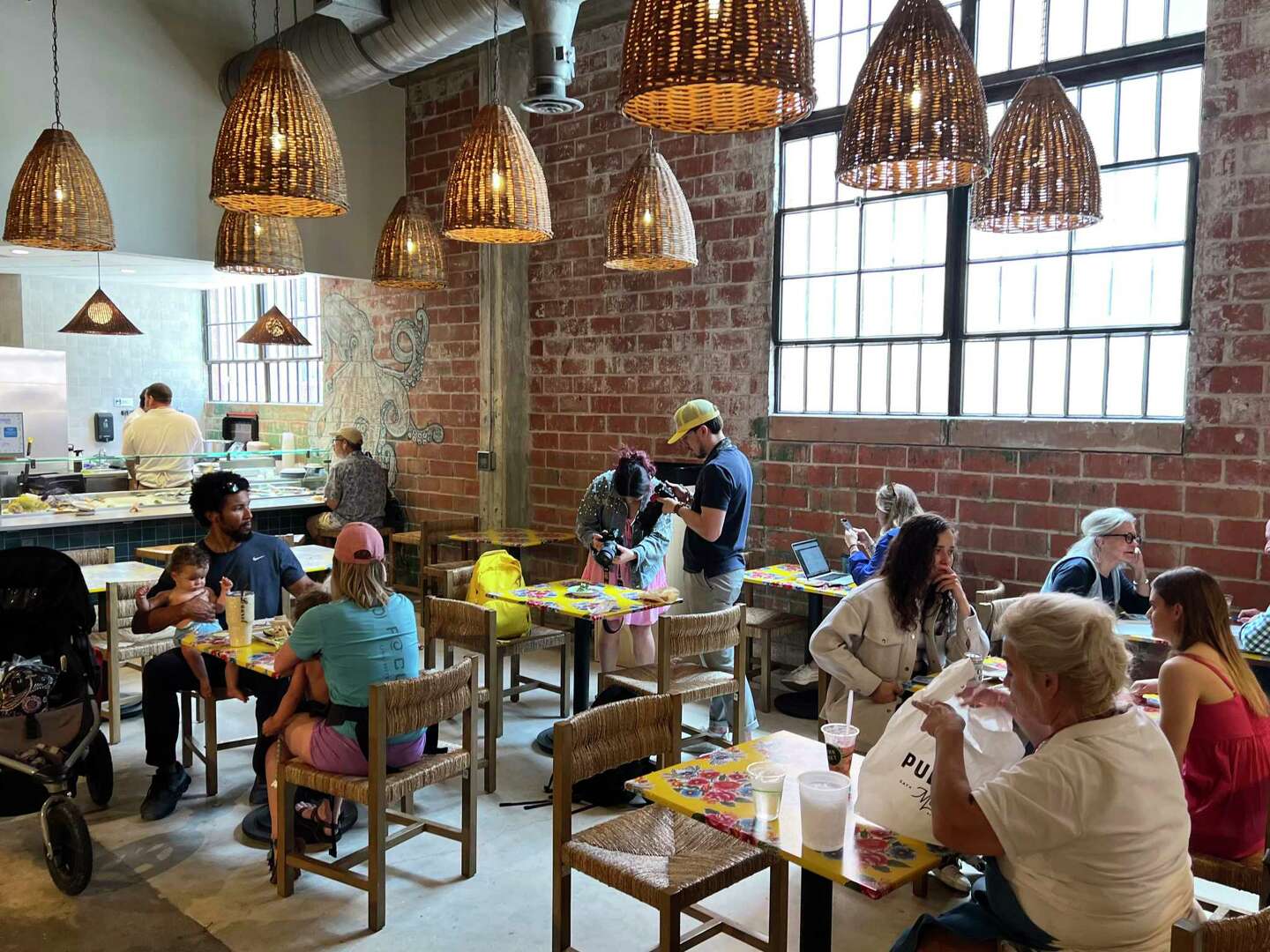 A restaurant critic’s guide to the new Pullman Market at Pearl