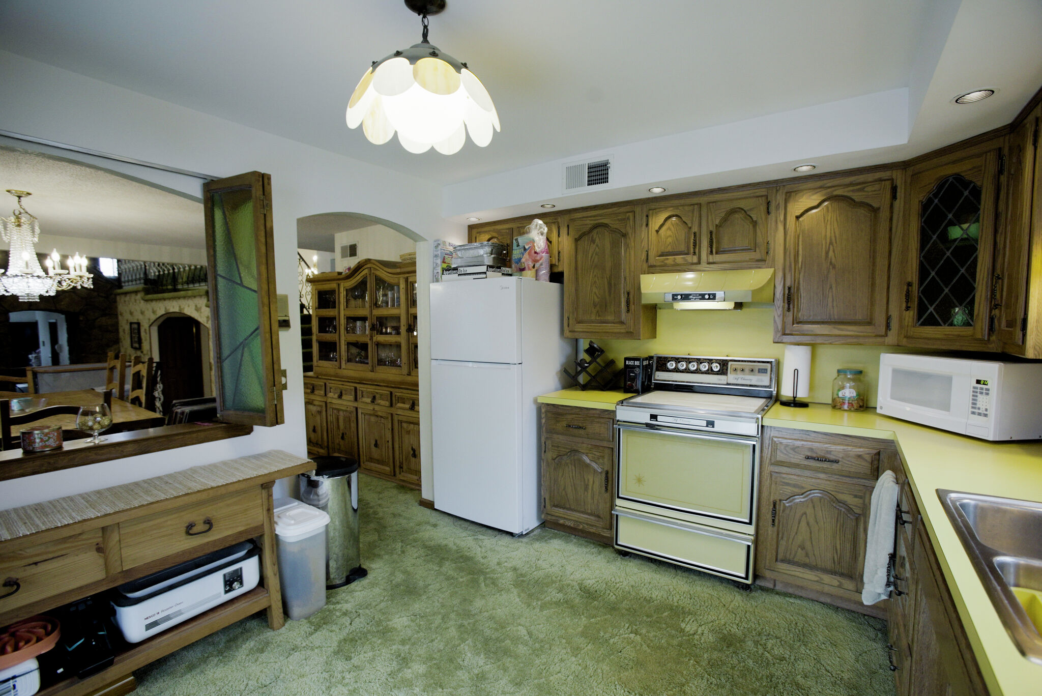 Three CT houses featured on HGTV's 'Ugliest House in America' season 5