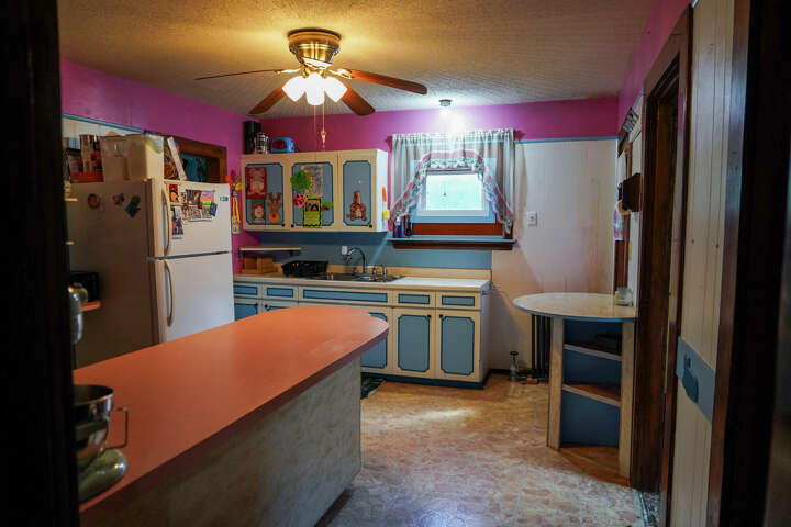 A look back at the CT houses featured on 'Ugliest House In America'