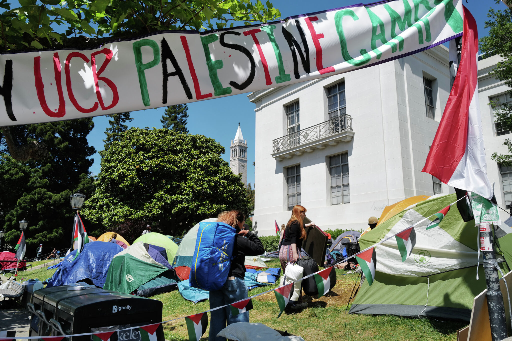 UC Berkeley Gaza protesters break down camp after deal with university