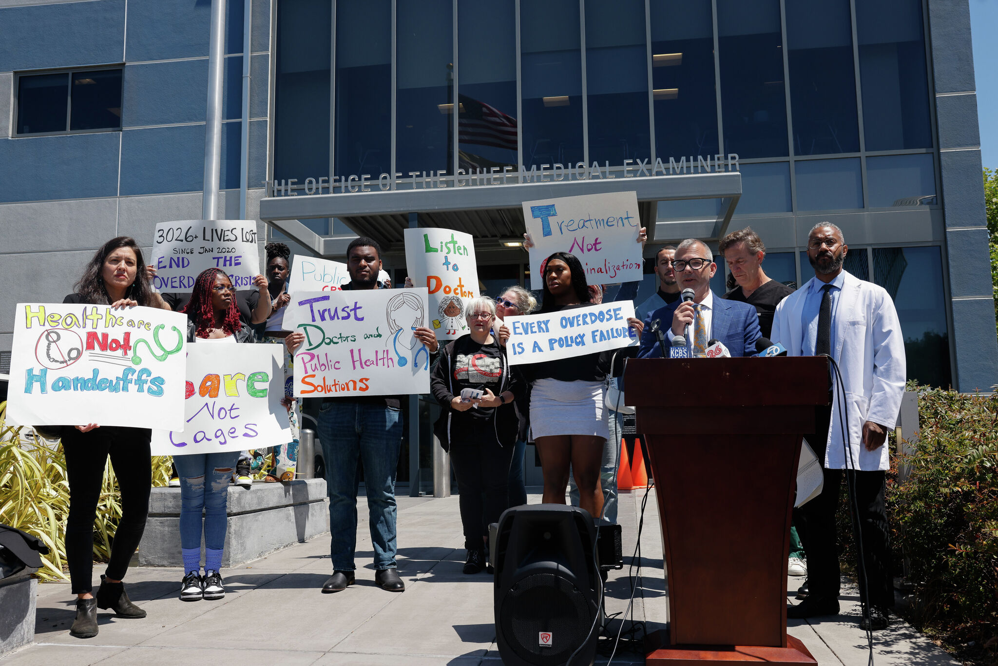Advocates press SF for new approach to combat drug crisis: 3,000 dead