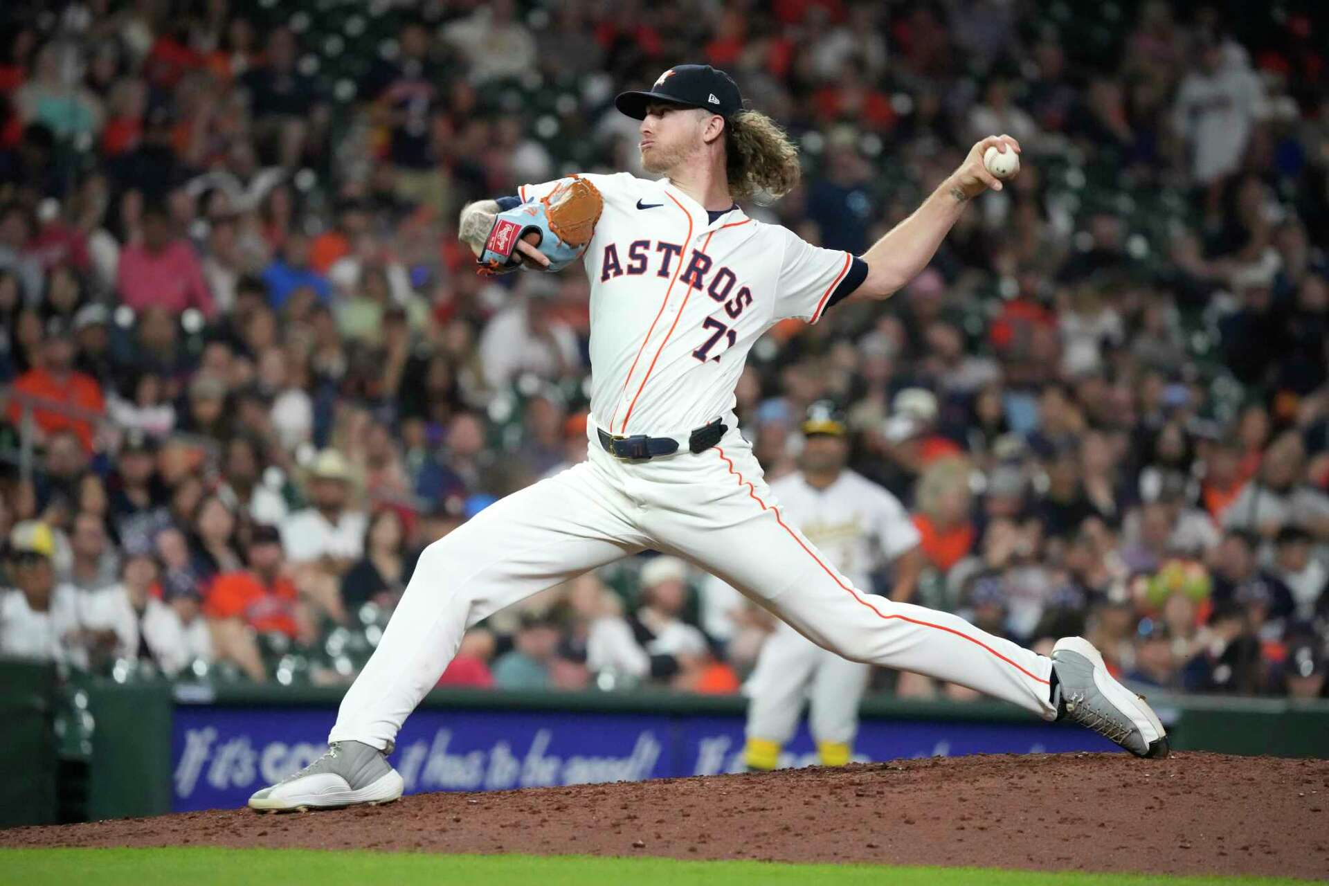 Houston Astros overcome Ronel Blanco's ejection to beat A's in 10