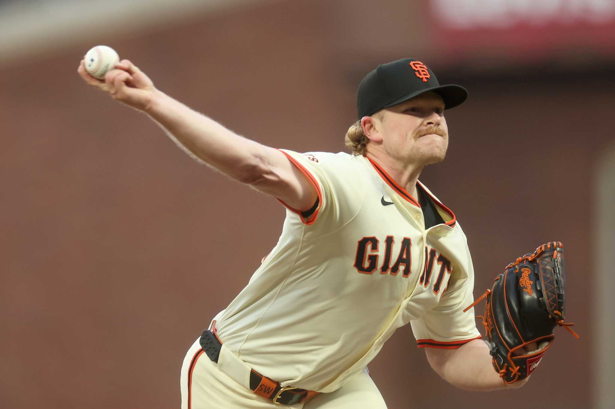Giants snap skid vs. Dodgers behind Logan Webb's 6 shutout innings