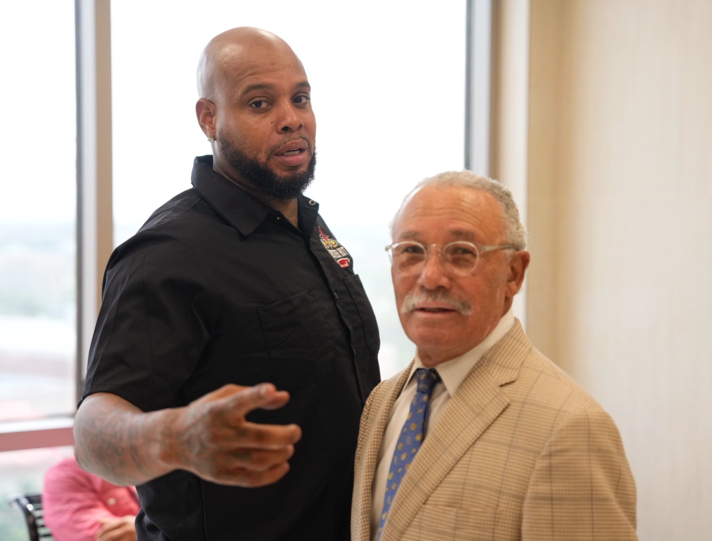 Former Turkey Leg Hut owner Lynn Price facing federal arson charges