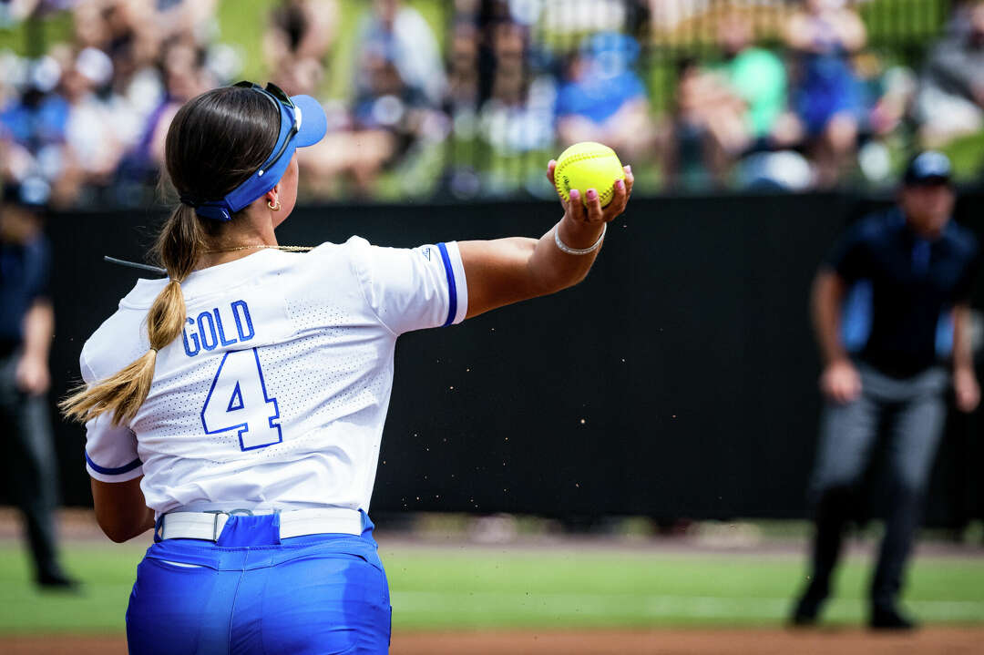 Ballston Spa’s Ana Gold earns a 'ticket' to pro softball league draft