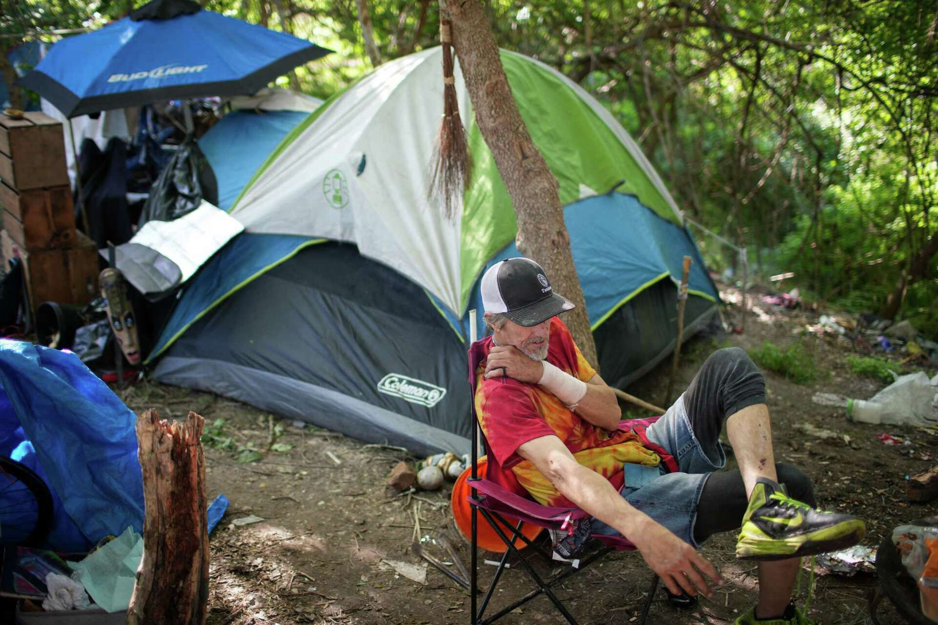 Houston looks into safe places for homeless to await permanent housing