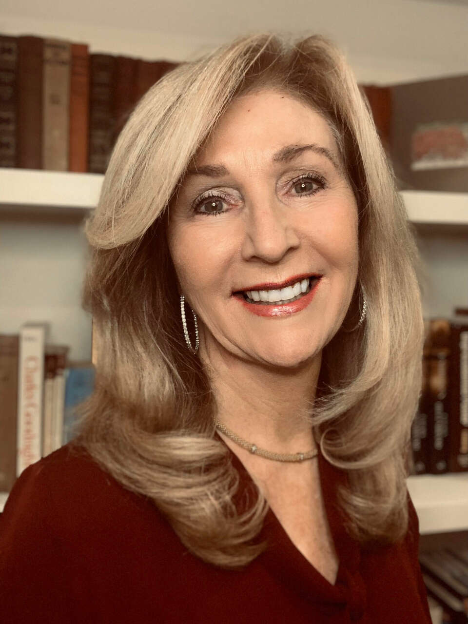 Laredo's LaMantia wins Texas Women for the Arts award