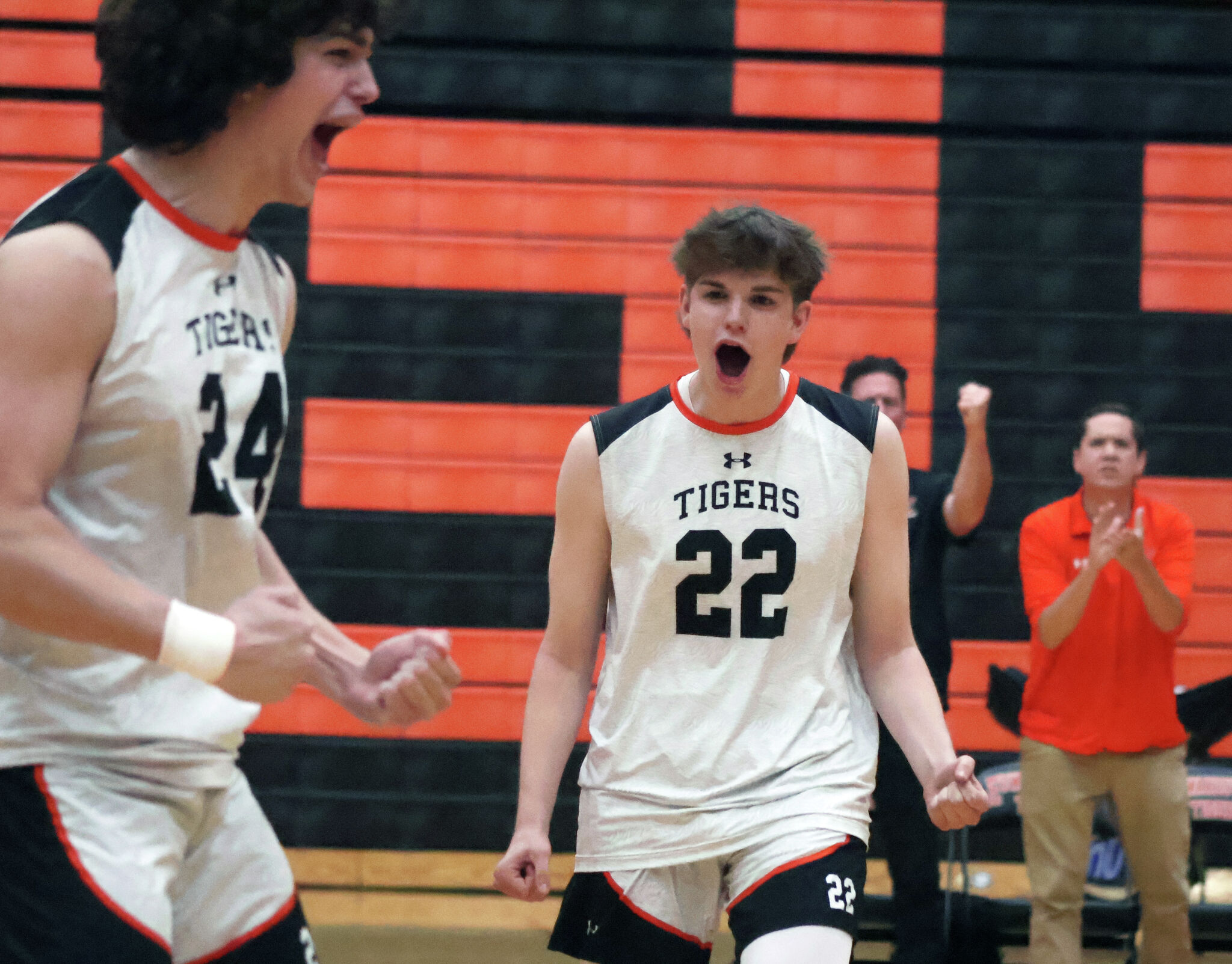 EHS volleyball finishes third in SWC, prepares for postseason