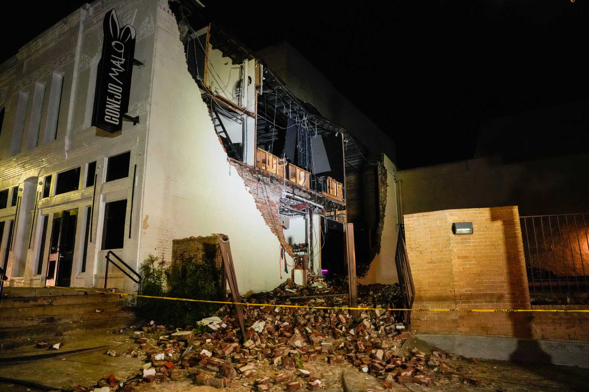 High winds. Downtown Houston. And a crowd of scholarship recipients.