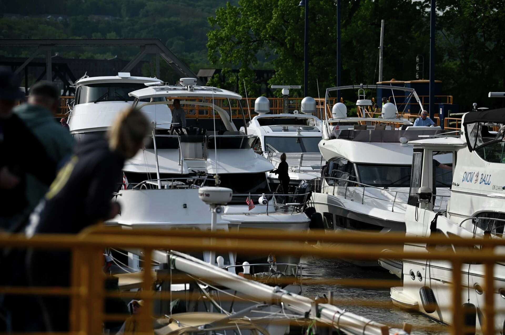 New York canal system open until Oct. 16