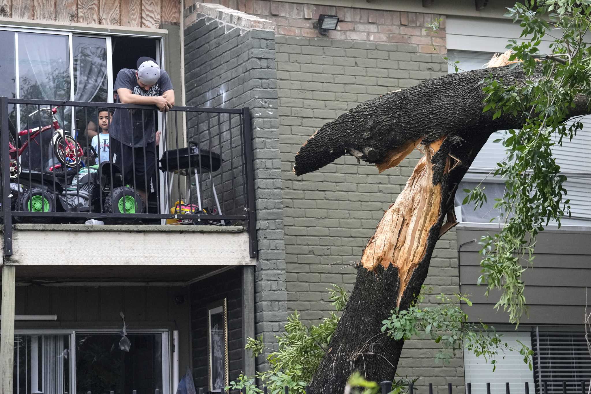 At least 7 now dead following Houston storms