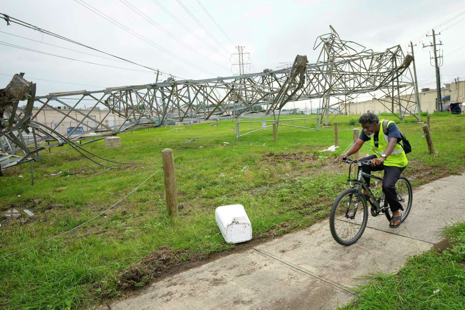 Houston derecho has left homes damaged as hurricane season nears