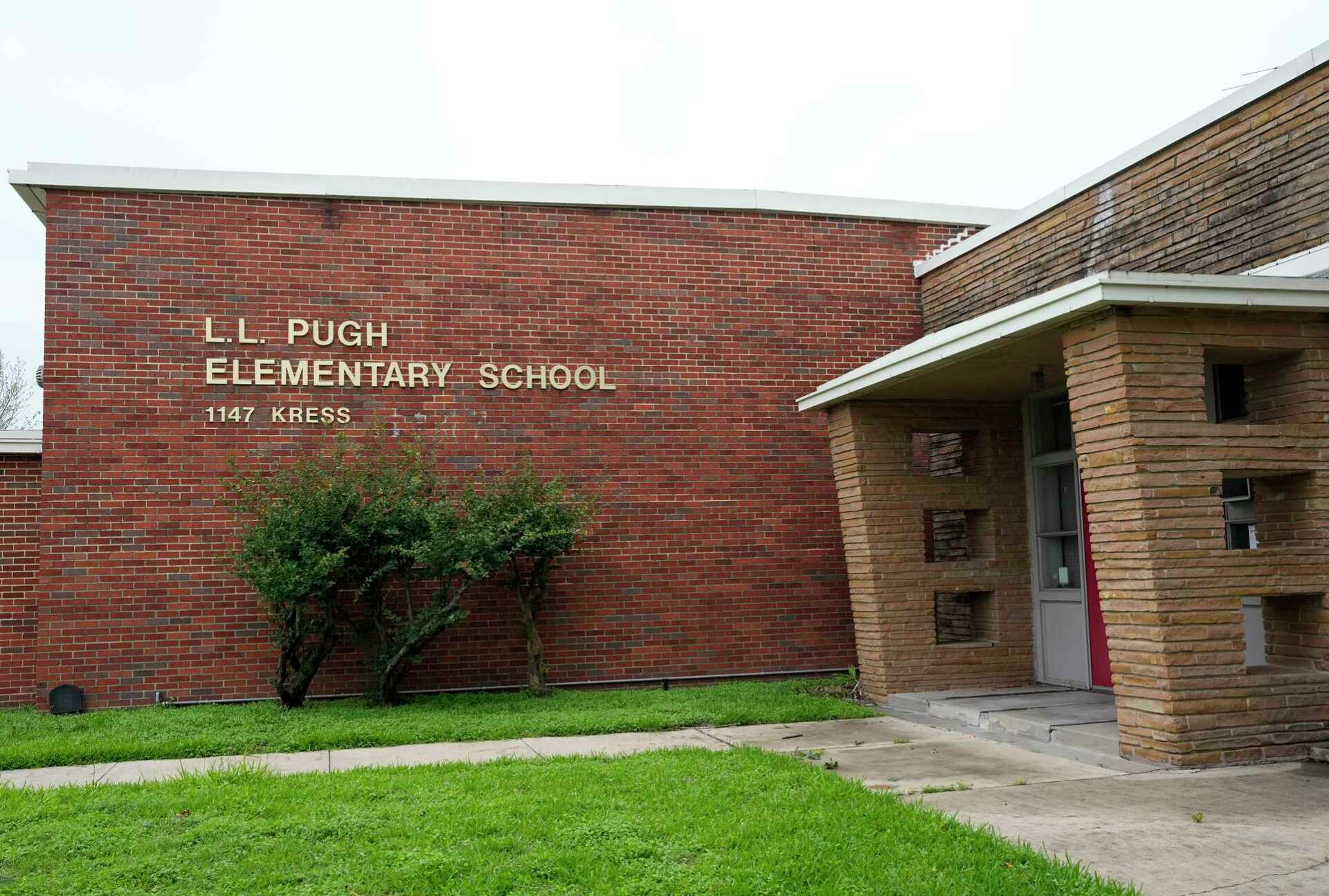 HISD reports nearly half of campuses without power after storms