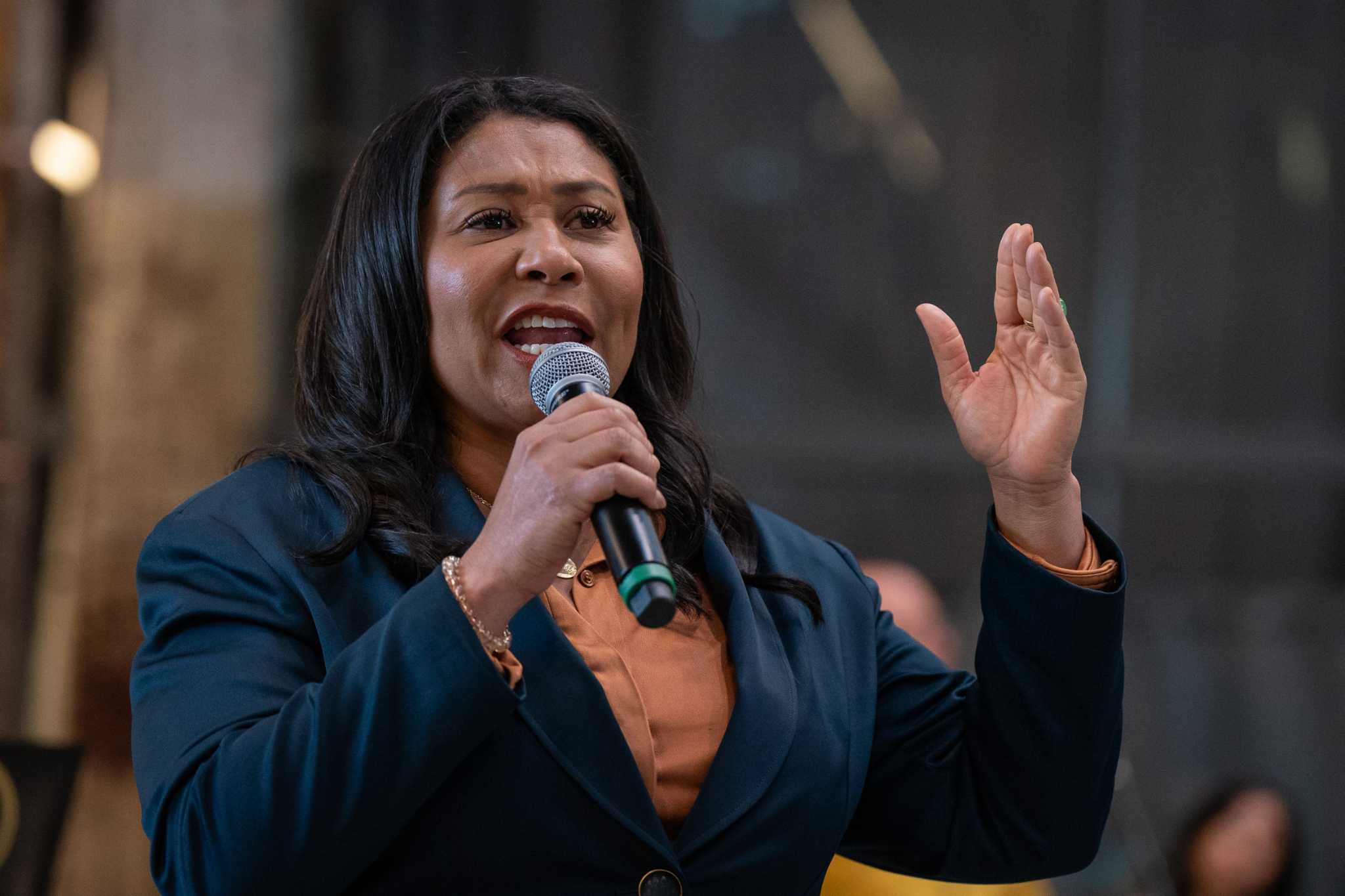 Aldo Toledo - Journalist Profile - Intelligent Relations