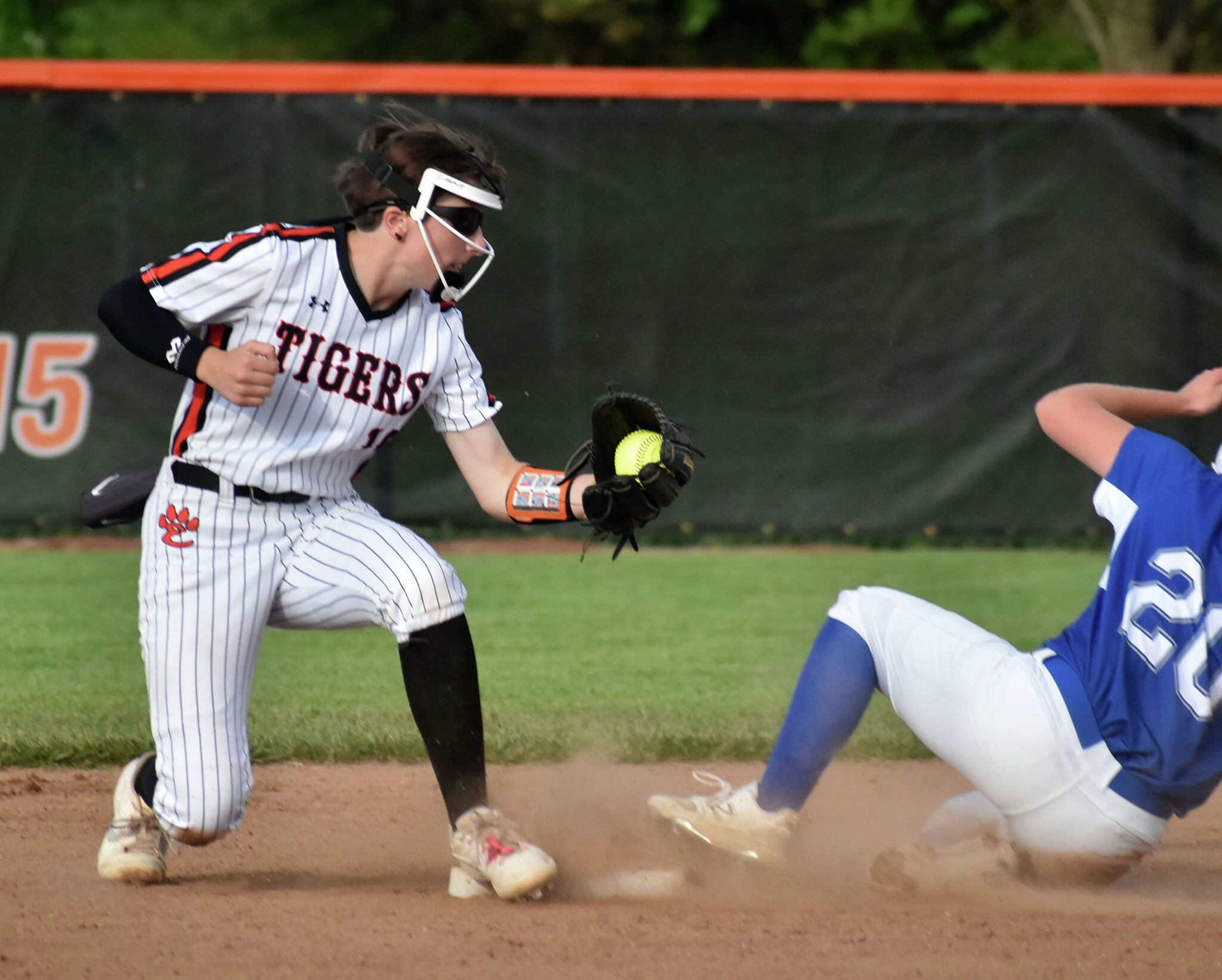 EHS softball falls to Freeburg in regular season finale