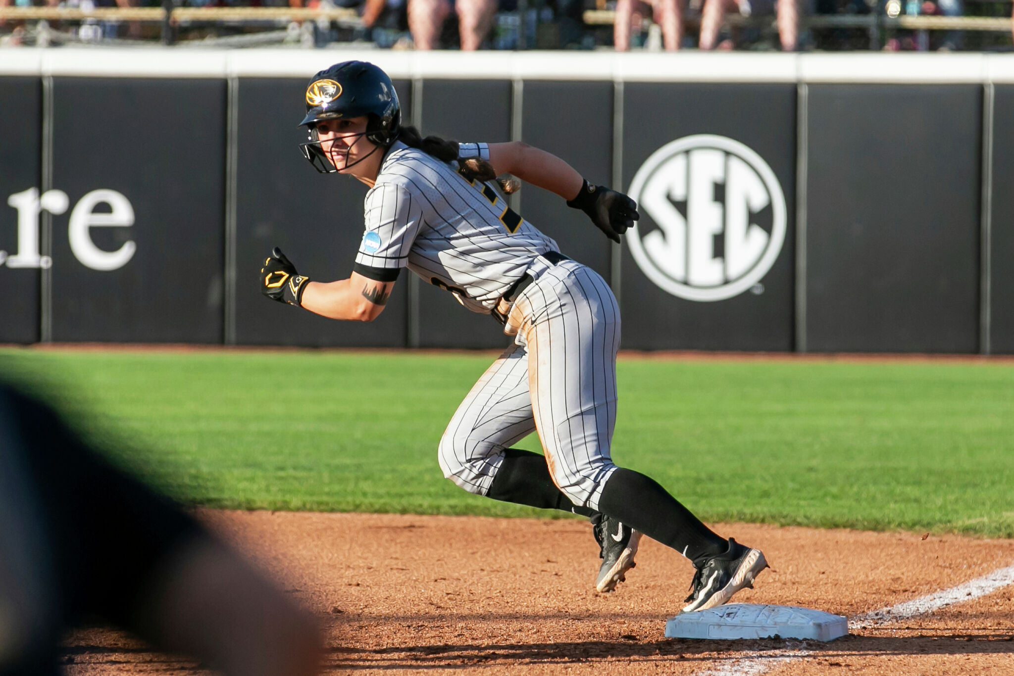 Madison Walker's clutch hit sends Mizzou softball to Super Regionals