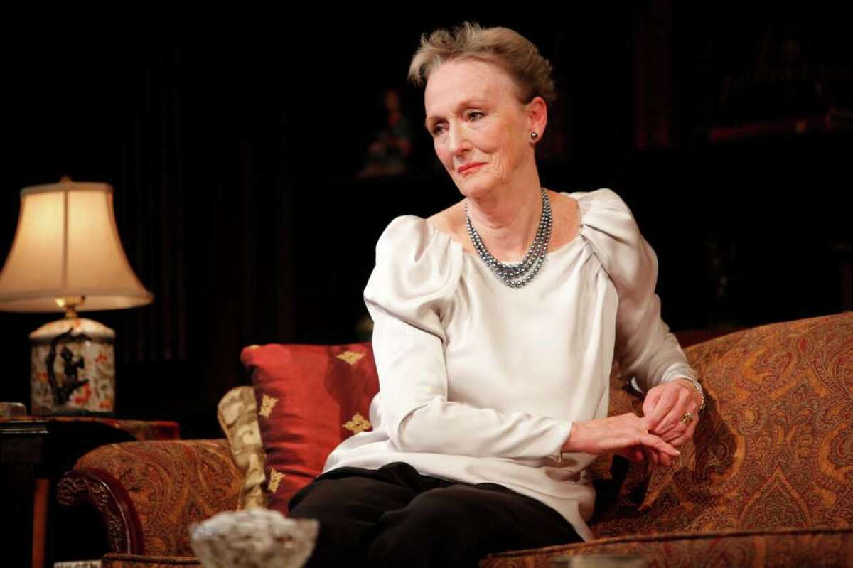 Chalfant, McLaughlin reunite for 'A Delicate Balance' at Yale Rep