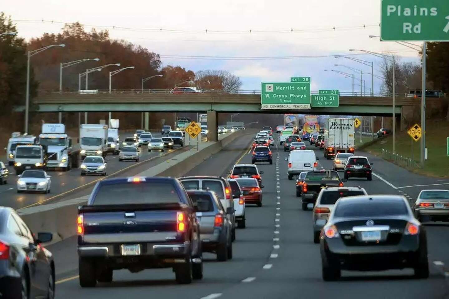 When is best time to travel in CT over Memorial Day weekend?