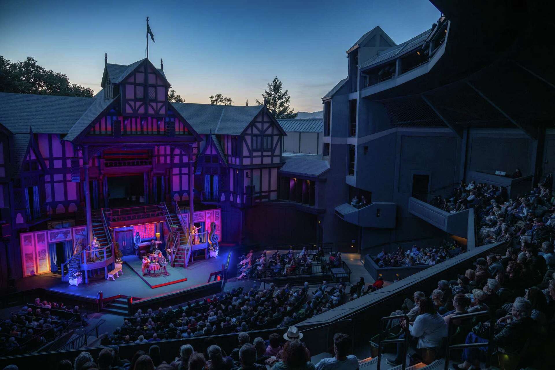 'The OSF that they have known’: Oregon Shakes returns to roots in 2025