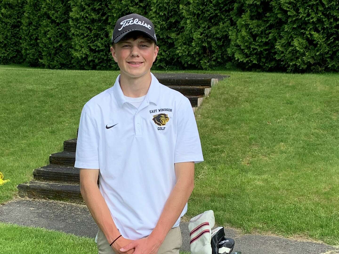 East Windsor one-man golf team Willey shoots low, aims high