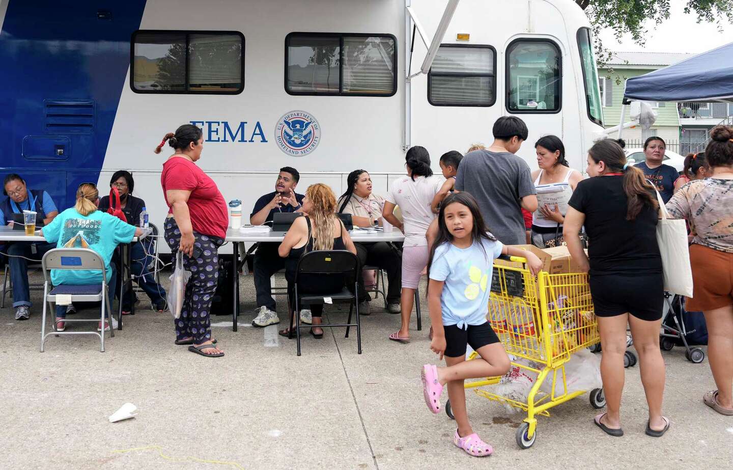 Houston derecho has left homes damaged as hurricane season nears