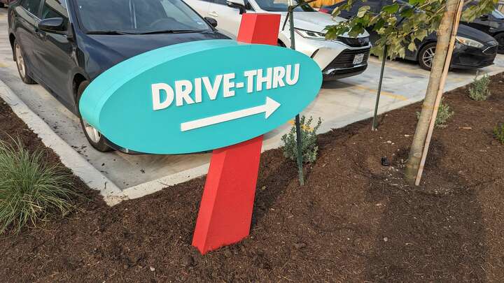 P. Terry's Burger Stand opens fifth new location in San Antonio