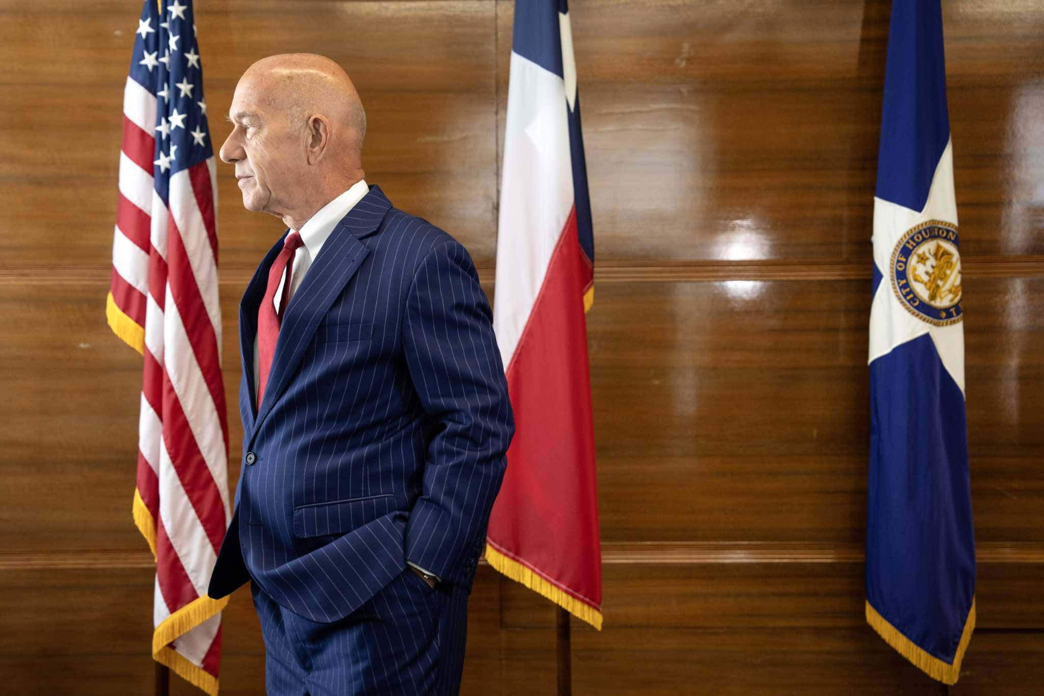 More senior officials are leaving Mayor Whitmire's administration