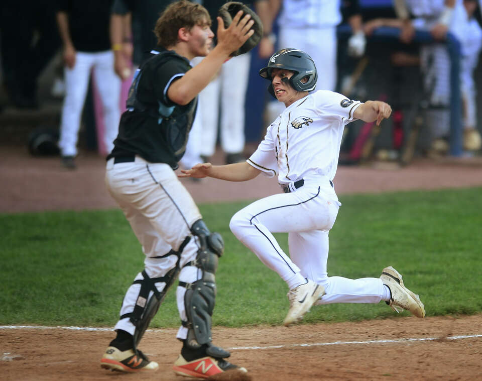 Behind Schuelke Trumbull wins first FCIAC baseball title since 2012