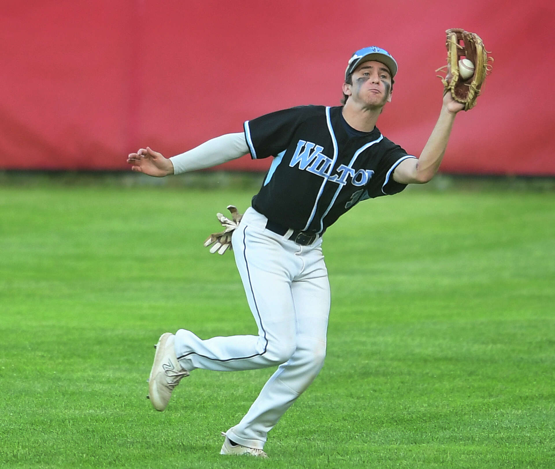 Behind Schuelke Trumbull wins first FCIAC baseball title since 2012
