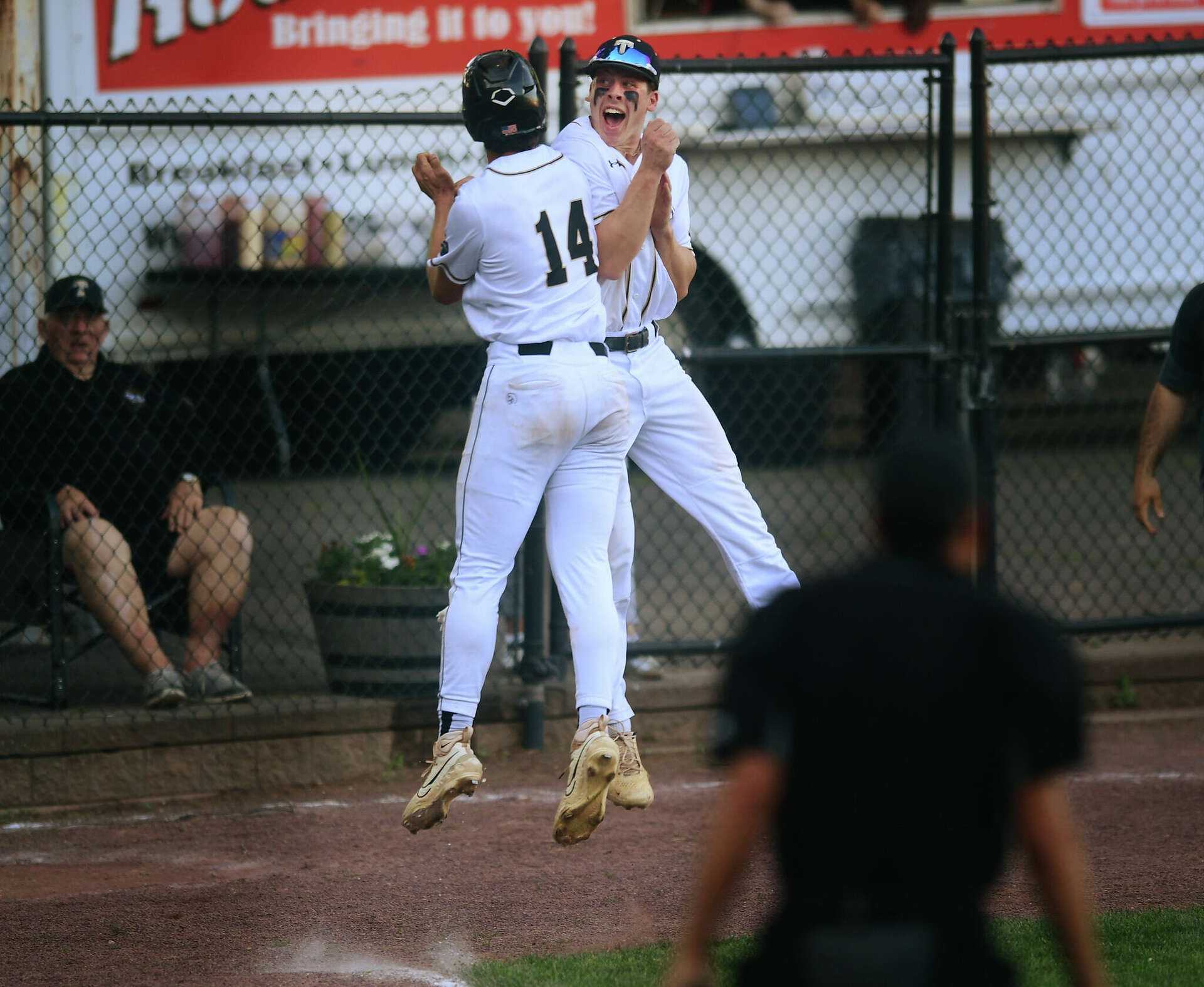 Behind Schuelke Trumbull wins first FCIAC baseball title since 2012