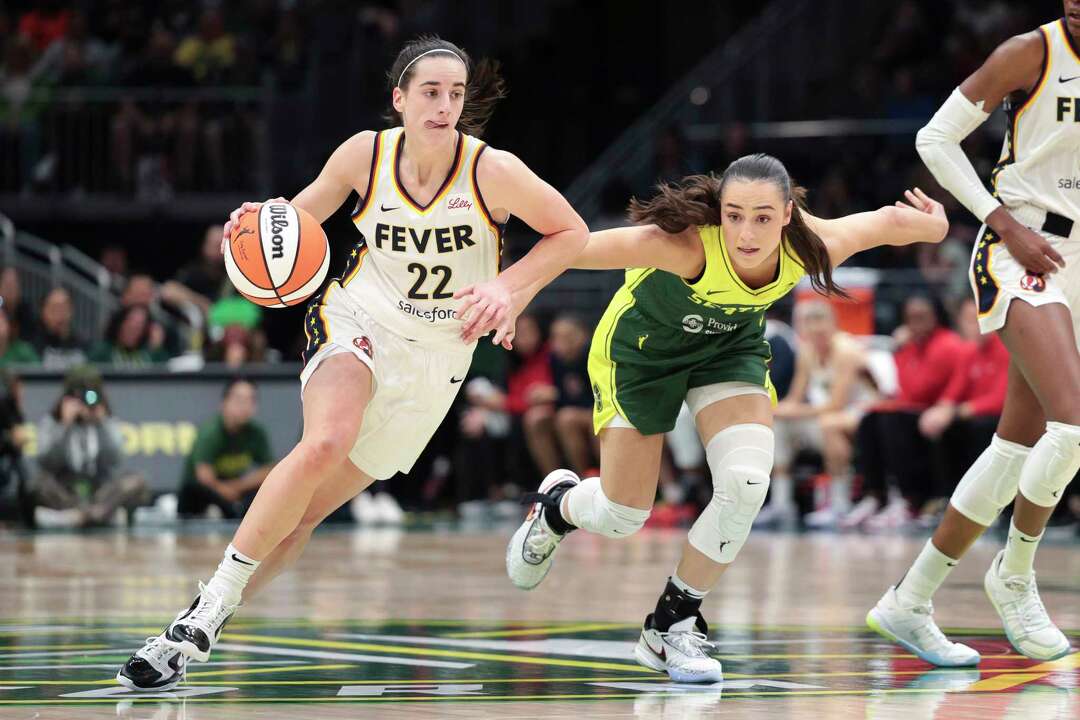 Former UConn star Nika Mühl makes WNBA debut for Seattle Storm