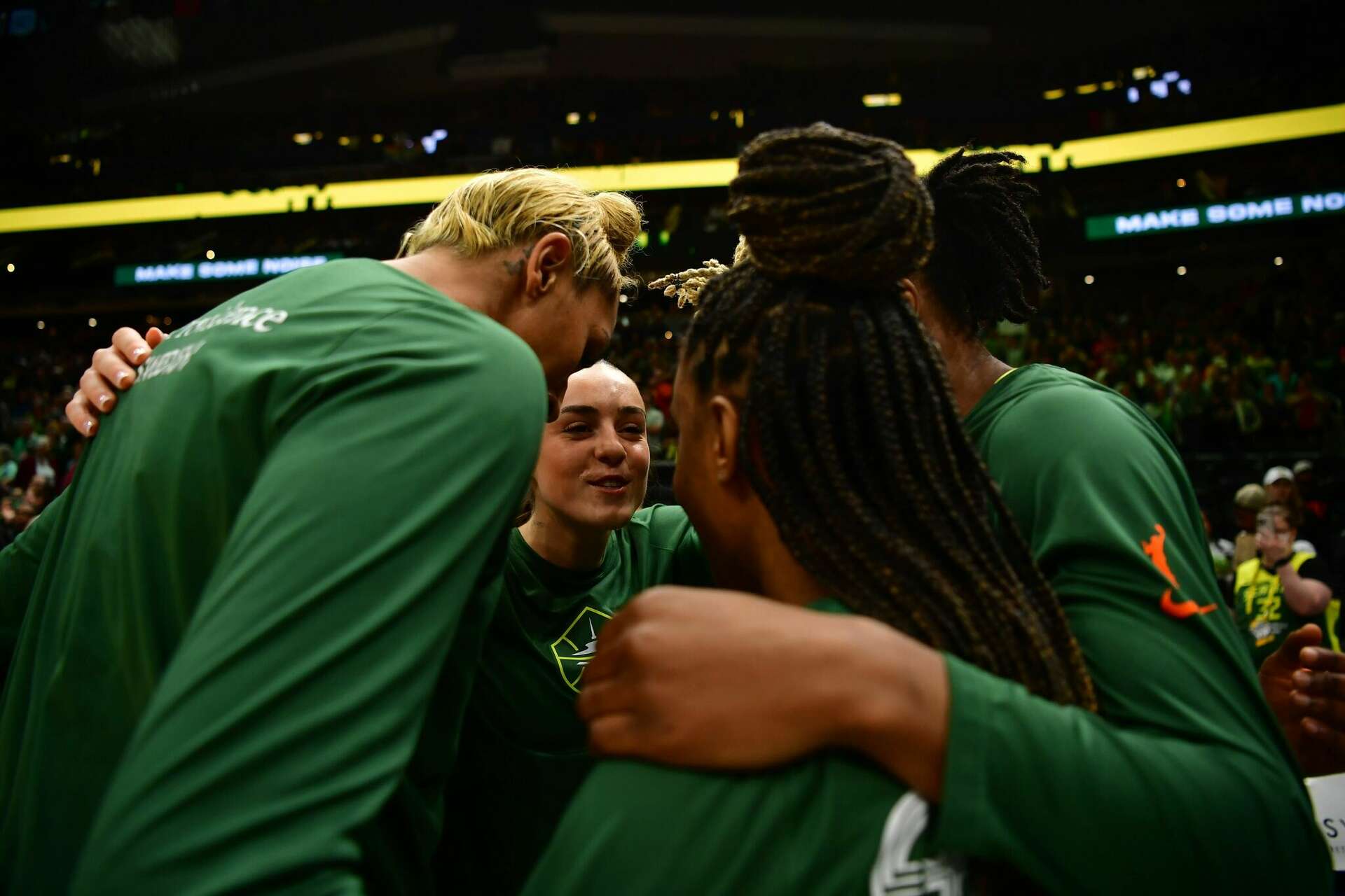 Former UConn star Nika Mühl makes WNBA debut for Seattle Storm