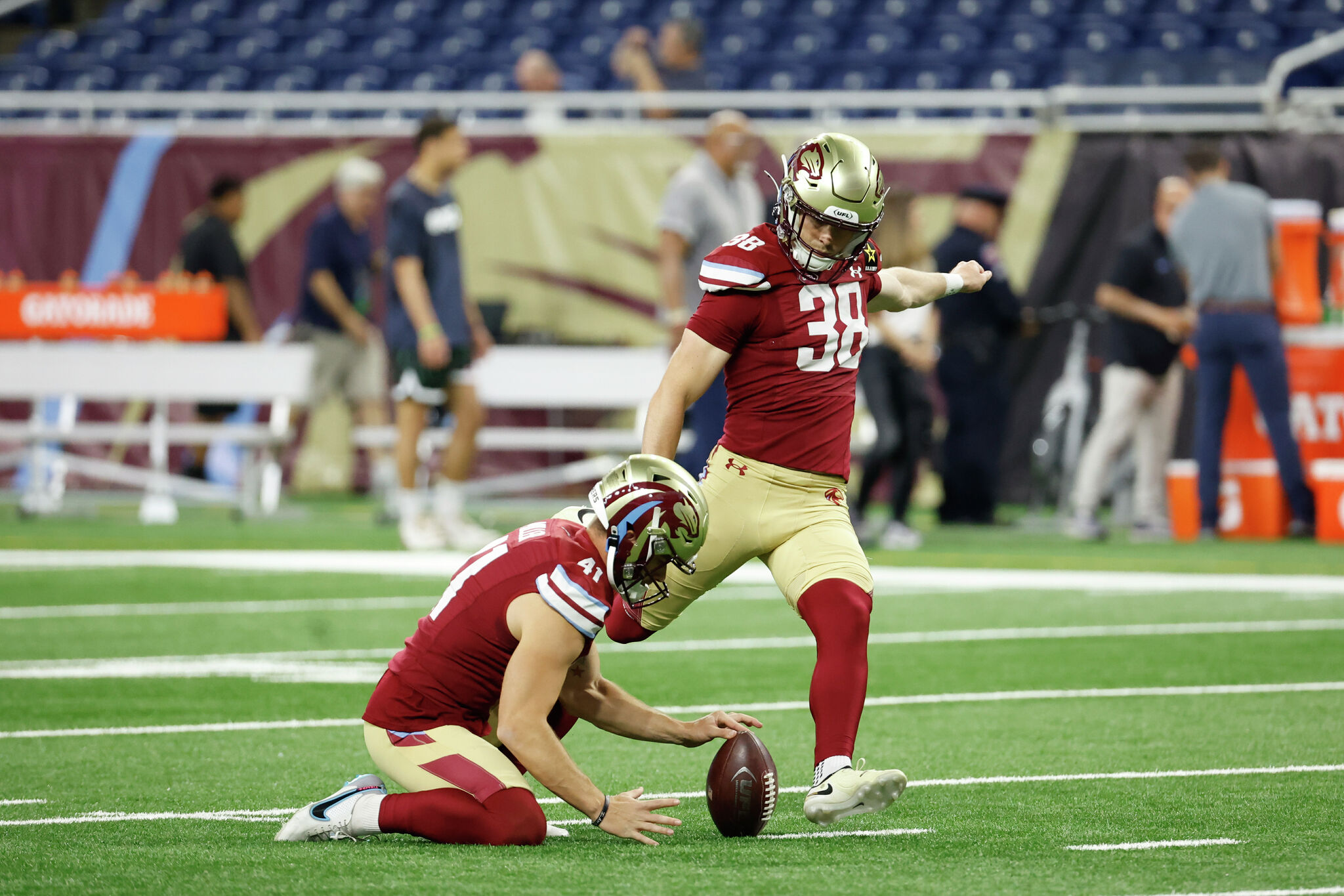 UFL: Tomball's Jake Bates excels as placekicker with Michigan