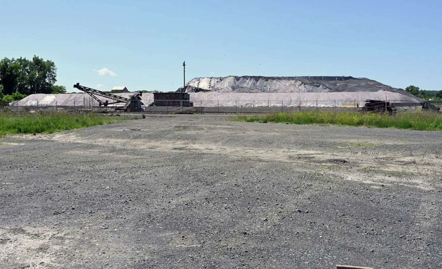 Giant road salt pile to be removed from Troy riverfront