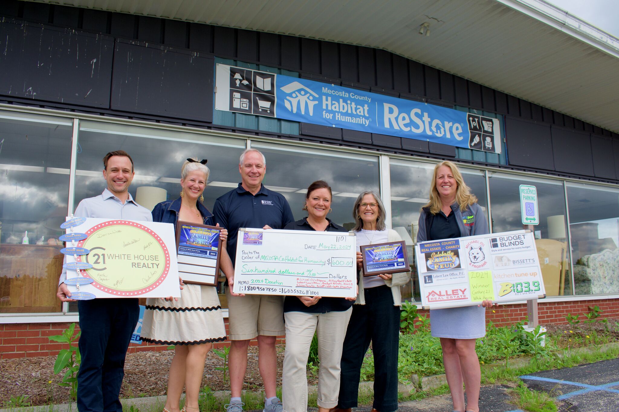 Habitat for Humanity ReStore gets donation from Century 21 Realty