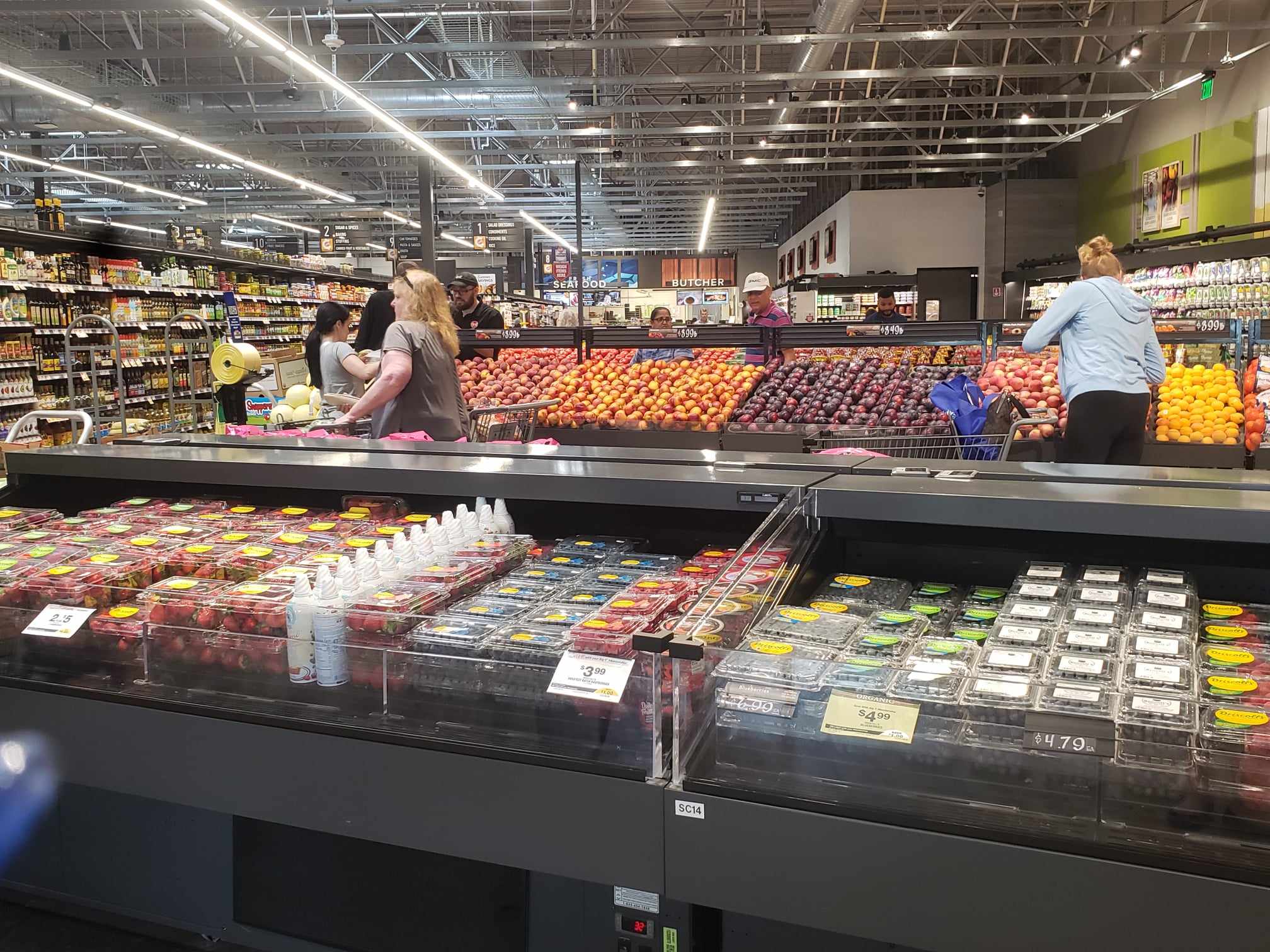 Big Y Foods opens in Brookfield at site of scrapped Amazon Fresh store